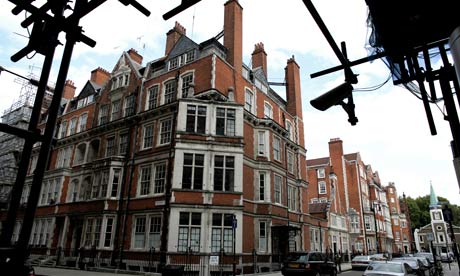 Ridiculously huge rowhouses | SkyscraperCity