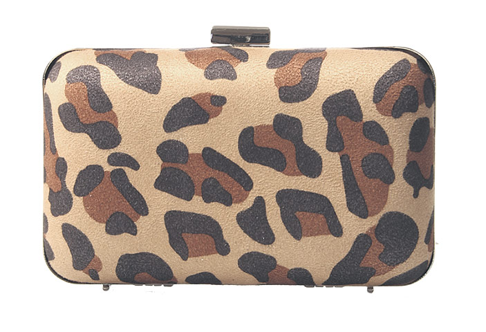 How to dress for the Christmas party