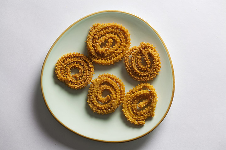 Diwali snacks and sweets - in pictures