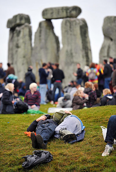Summer solstice at Stonehenge – in pictures