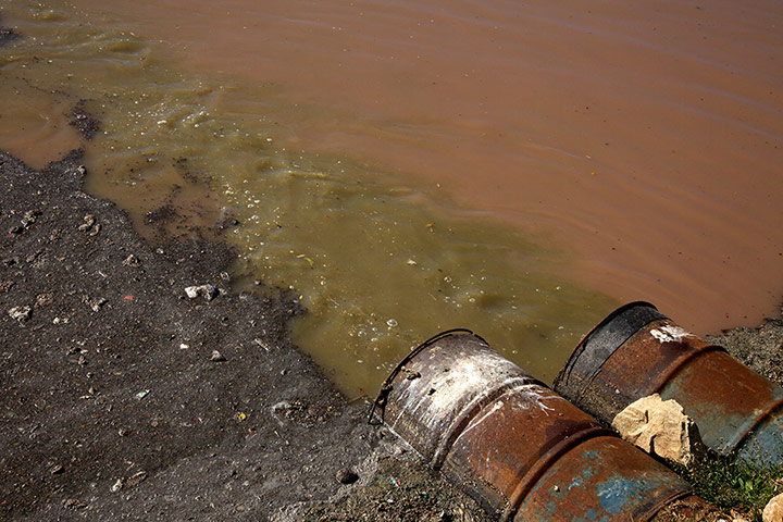 Urban population boom threatens Lake Titicaca - in…