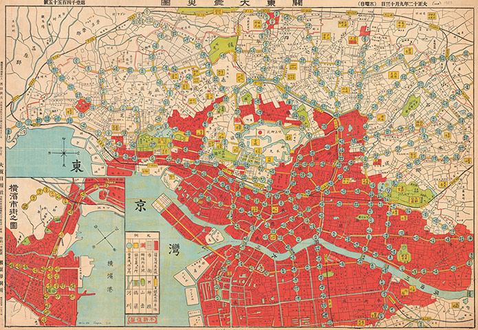 Maps that chart the development of the city - in…