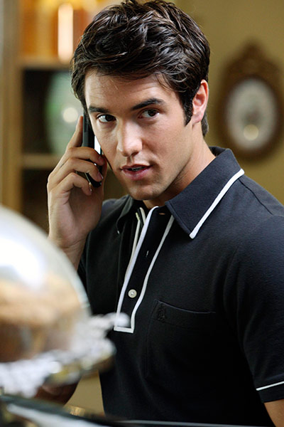 Revenge: trashy, treacherous, in pictures