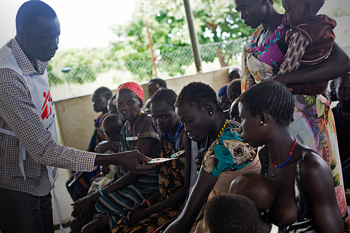 South Sudan: medical experts in Gumuruk village…