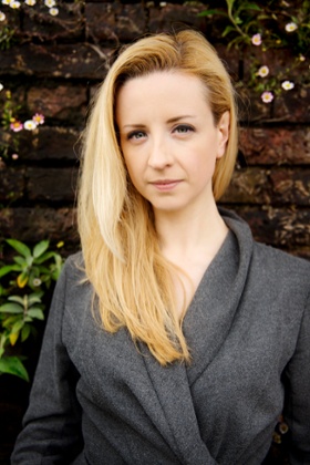 Tipping the Velvet to be adapted for stage | OurDailyRead