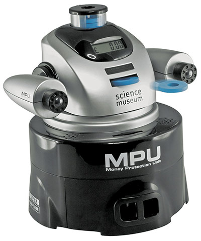 Money gadgets and gizmos for Christmas – in pictures